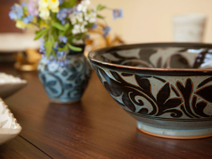 ShackletonThomas Handmade Furniture and Pottery